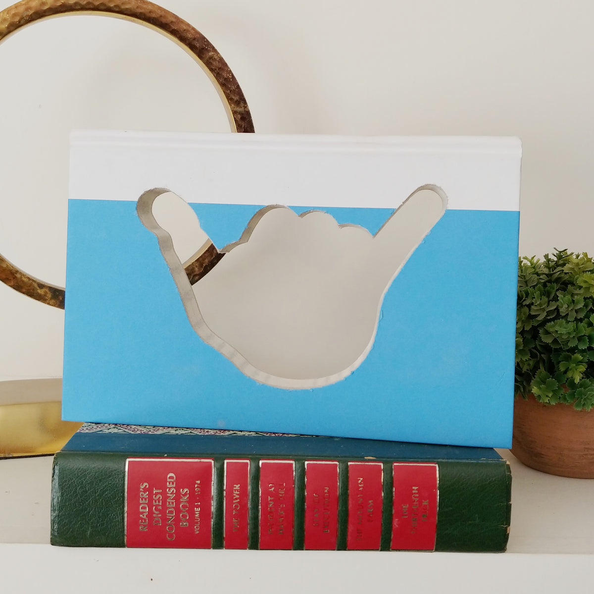 Shaka Cutout Book – finditgirl