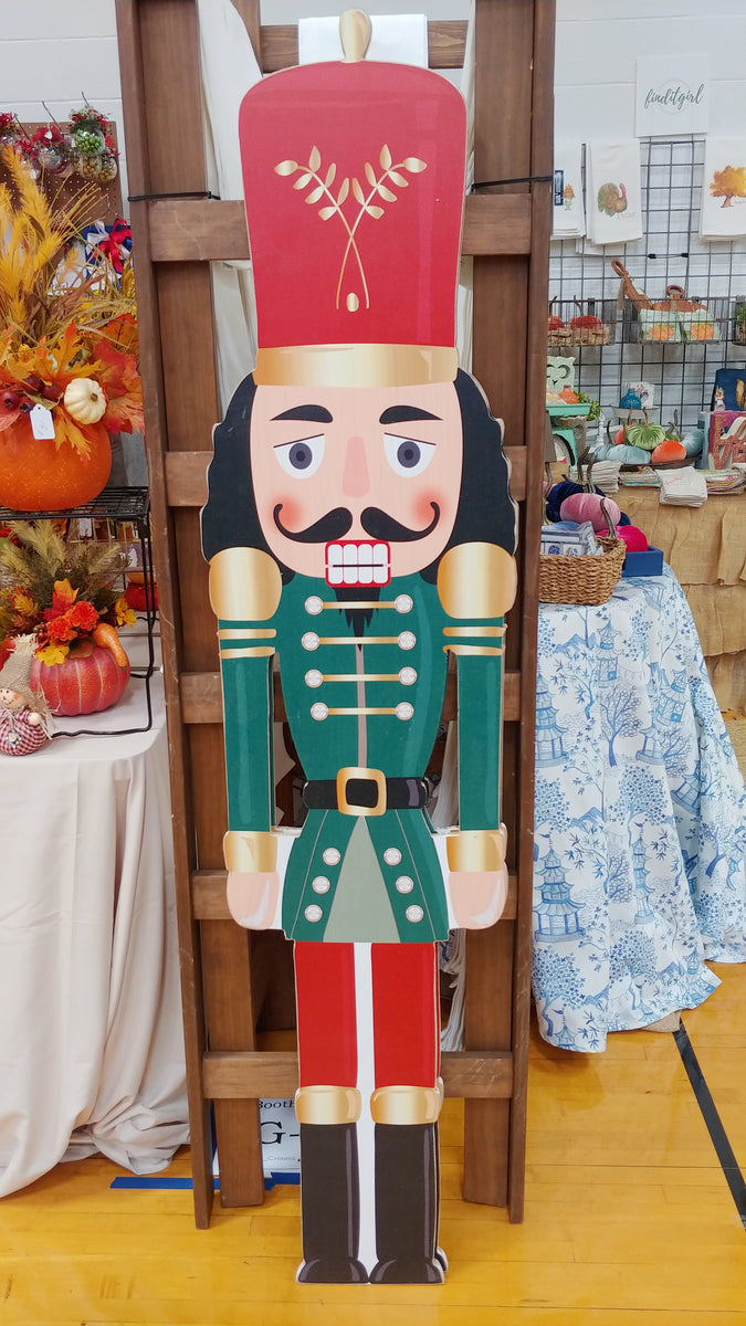Nutcracker Porch Leaner – finditgirl